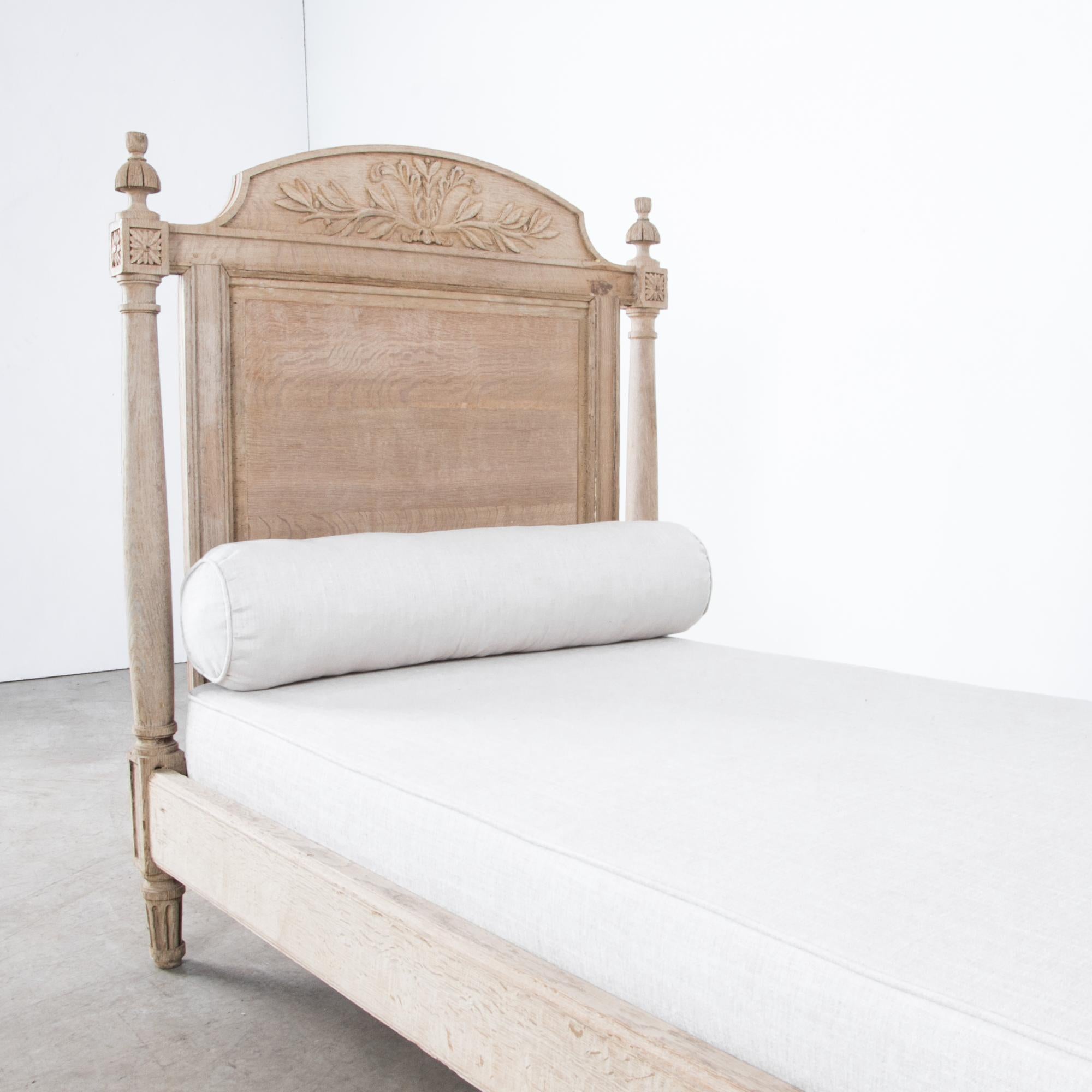 Late 19th Century French Oak Day Bed at 1stDibs
