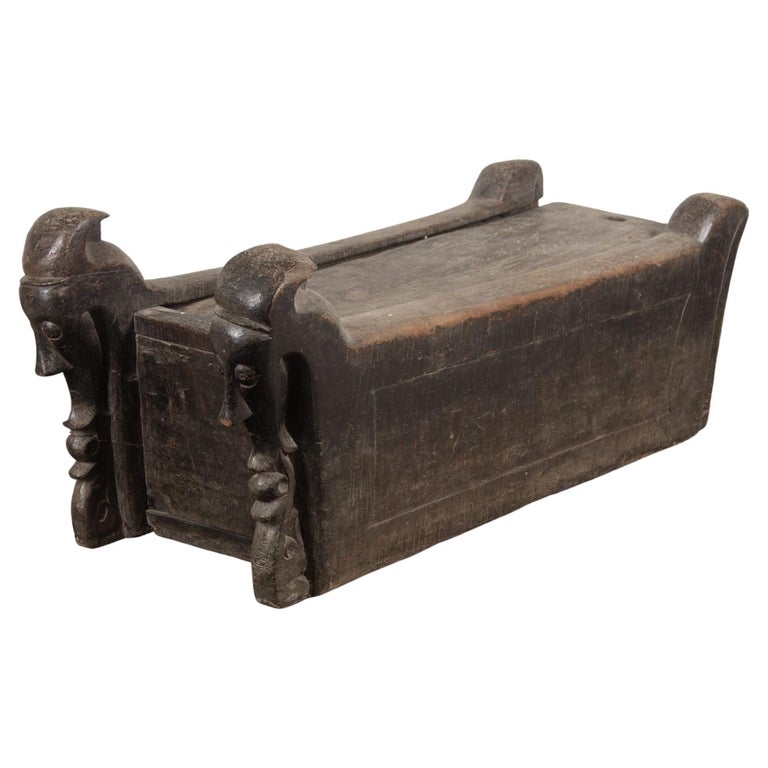 Late 19th Century Indonesian Batak Toba Chest For Sale at 1stDibs