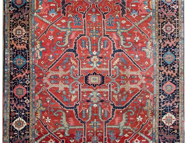 Late 19th Century Persian Serapi Rug For Sale at 1stDibs
