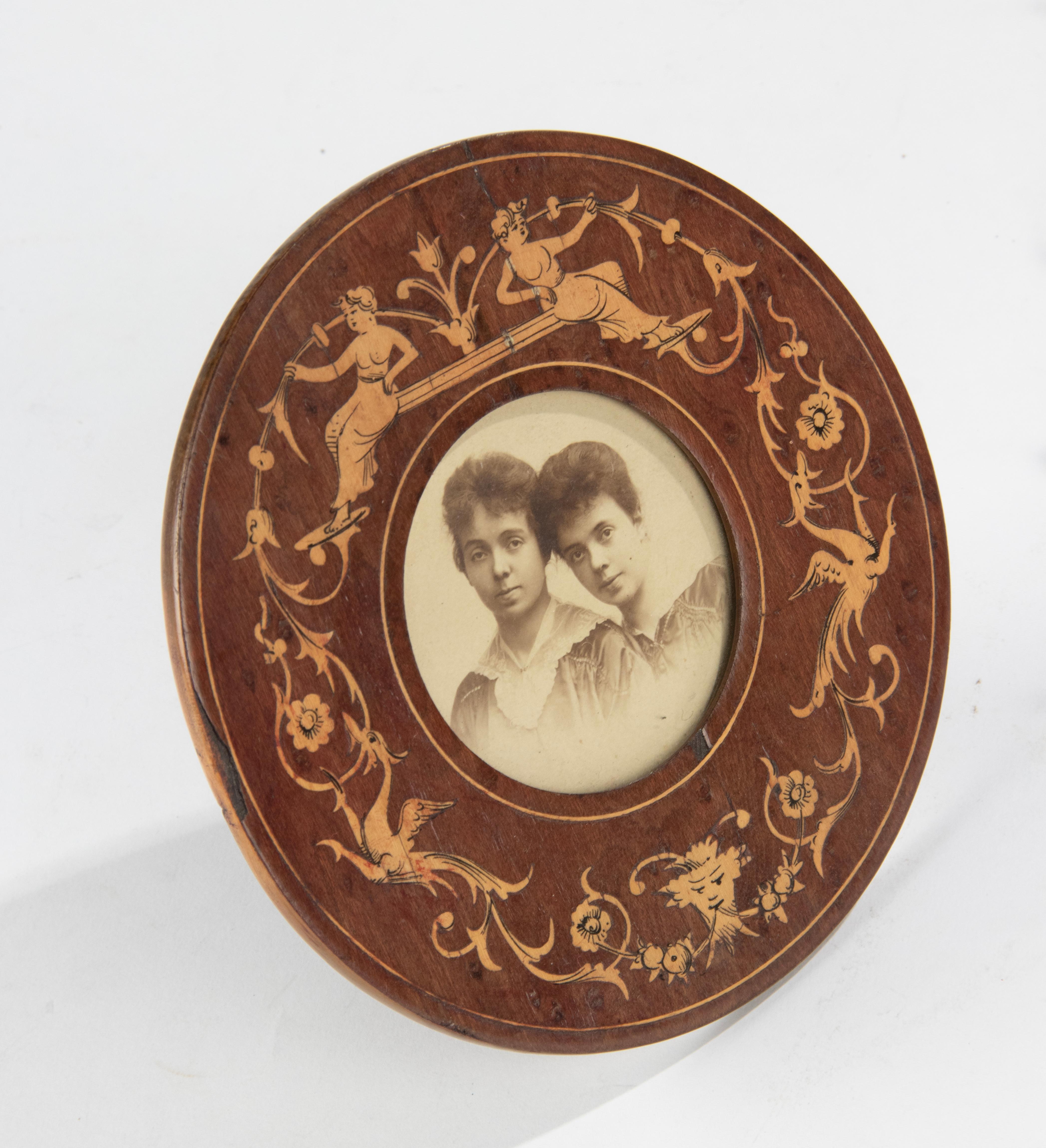 Late 19th Century Renaissance Style Round Wood Marquetry Picture Frame ...