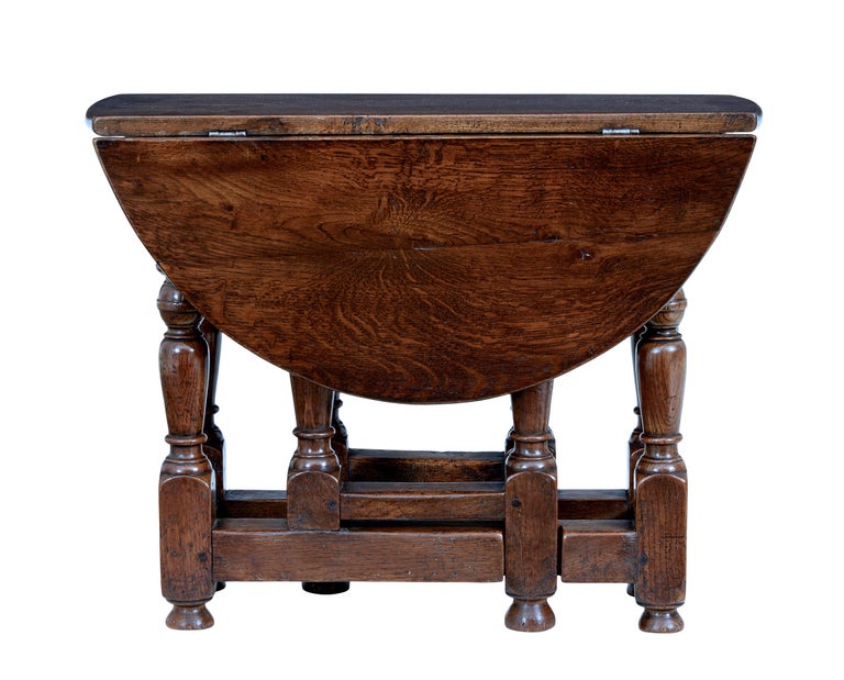 Late 19th Century Small Oak Gateleg Side Occasional Table For Sale at ...