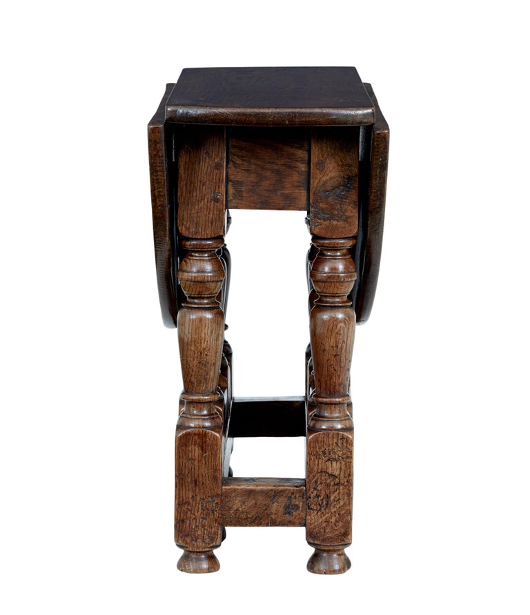 Late 19th Century Small Oak Gateleg Side Occasional Table For Sale at ...