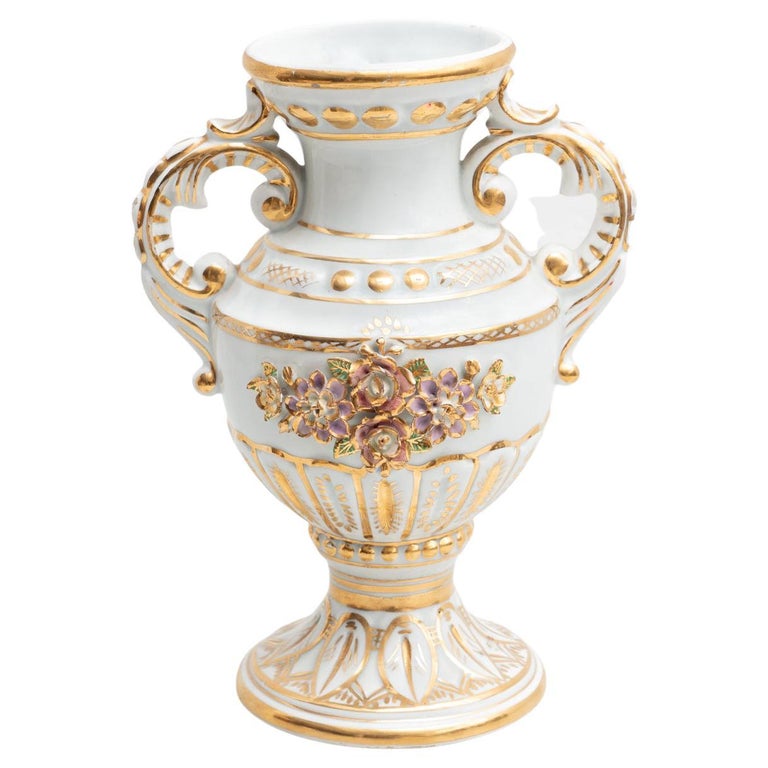 Late 19th Century Spanish Serves Style Vase For Sale at 1stDibs