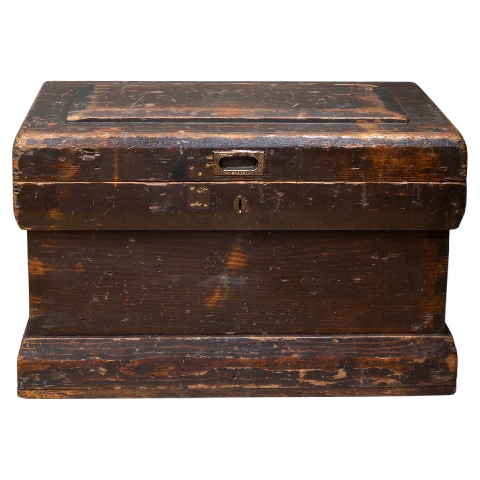 World War 2 Era Military Trunk, c.1940 at 1stDibs | world war 2 trunk ...