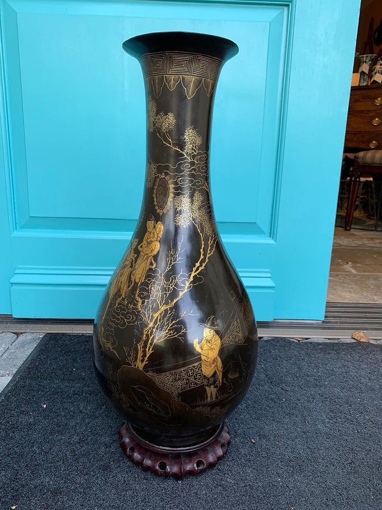 Late 19th-Early 20th Century Chinese Papier Mâché Vase on Stand at 1stDibs