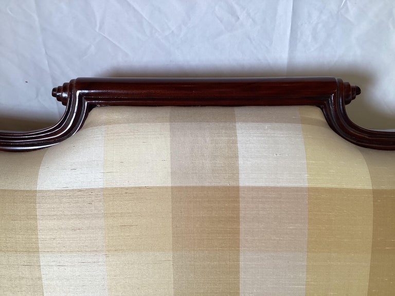 Late 20th Century Carved Georgian Style Upholstered Setee By Maitland ...