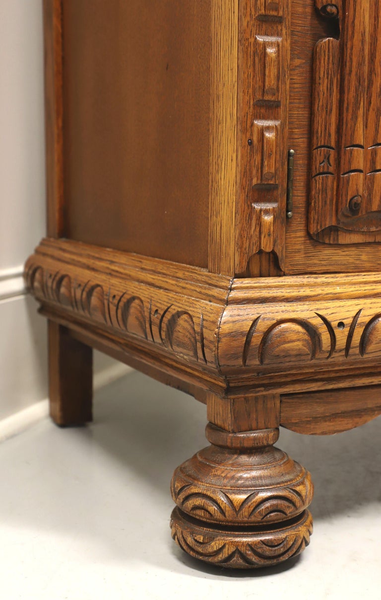 Late 20th Century Oak Jacobean Revival Style Sideboard For Sale at 1stDibs