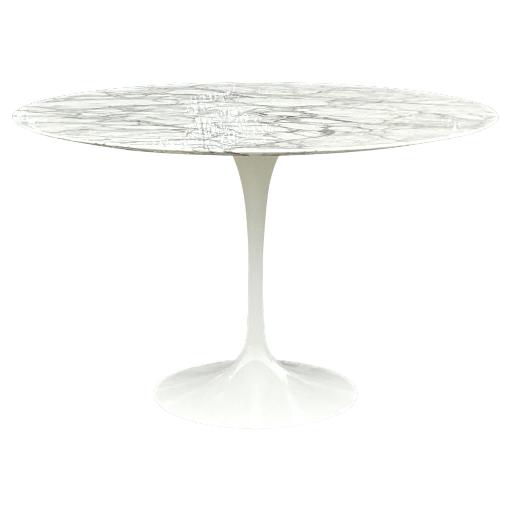 Eero Saarinen Tables - 151 For Sale at 1stDibs | saarinen tulip table ...