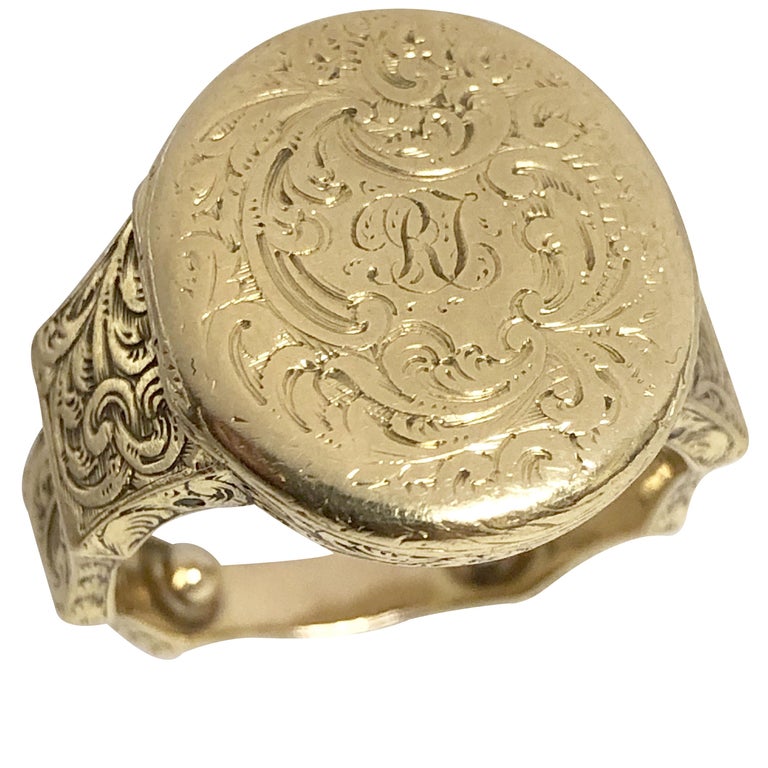 Late Georgian Gold Photo Locket Ring at 1stDibs