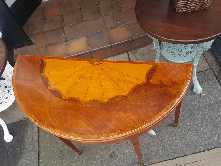 Late Georian Mahogany Half Moon Tea Table For Sale at 1stDibs