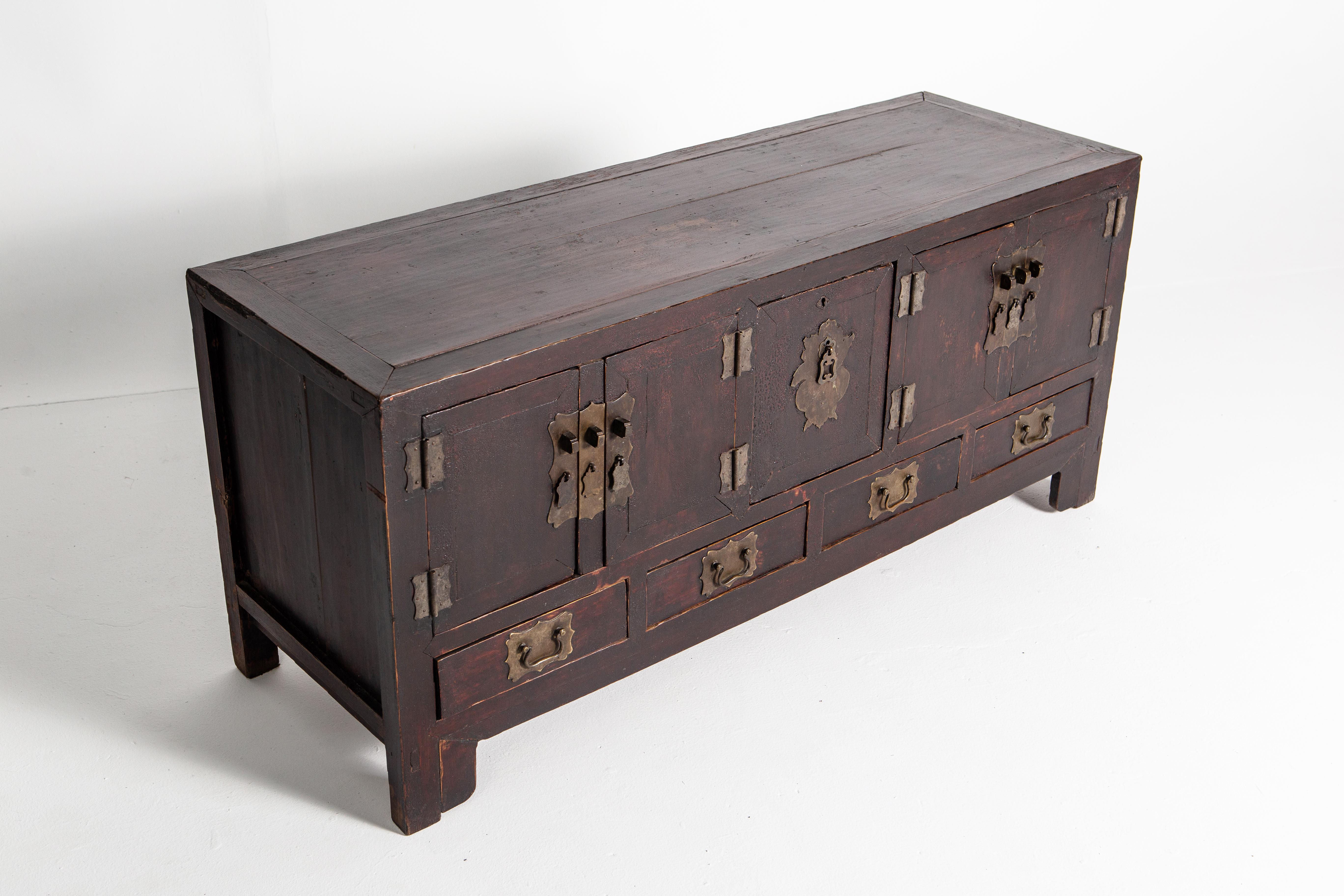 Late Qing Dynasty Kang Chest at 1stDibs