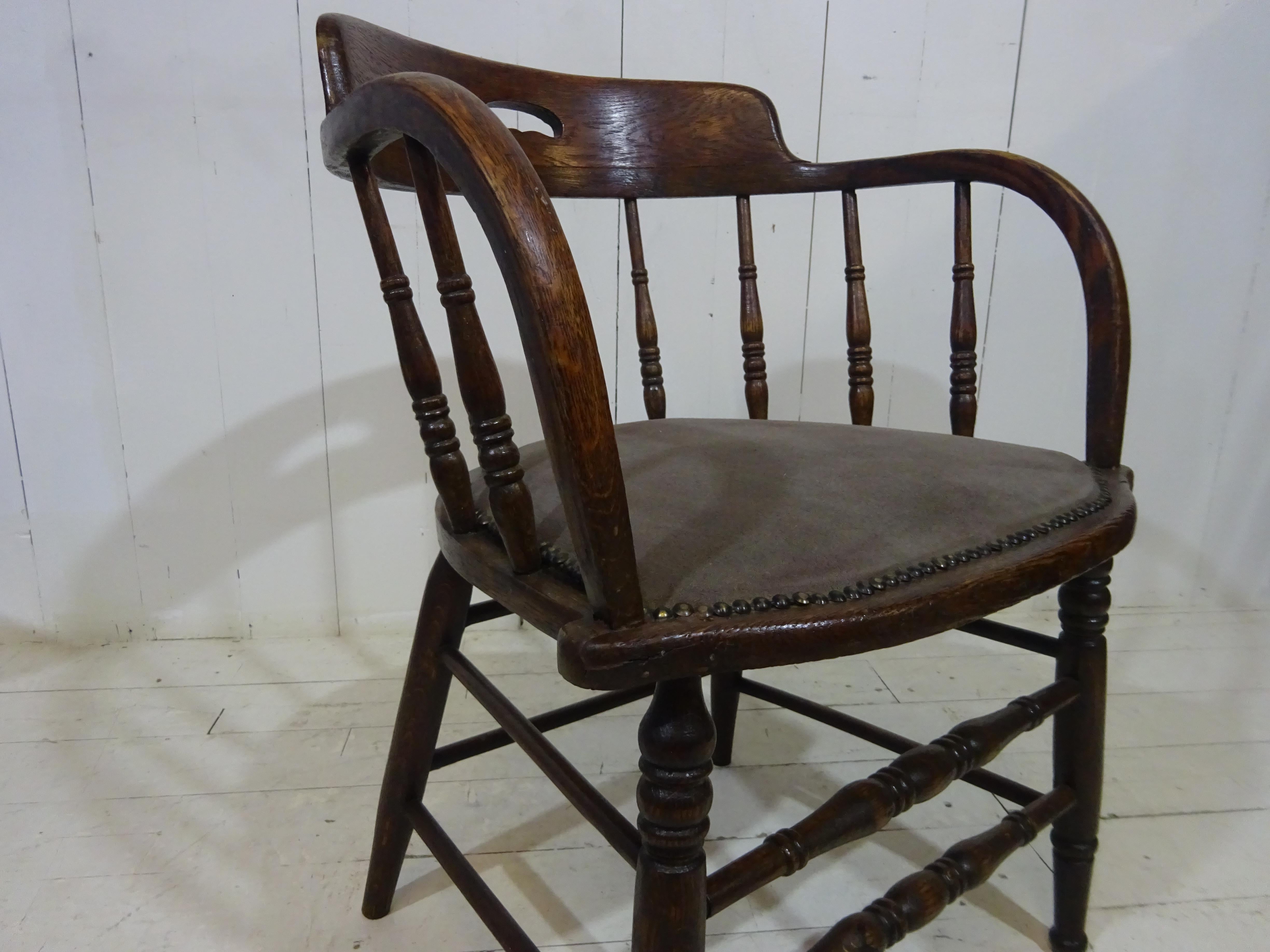 Late Victorian Desk Chair in Oak at 1stDibs