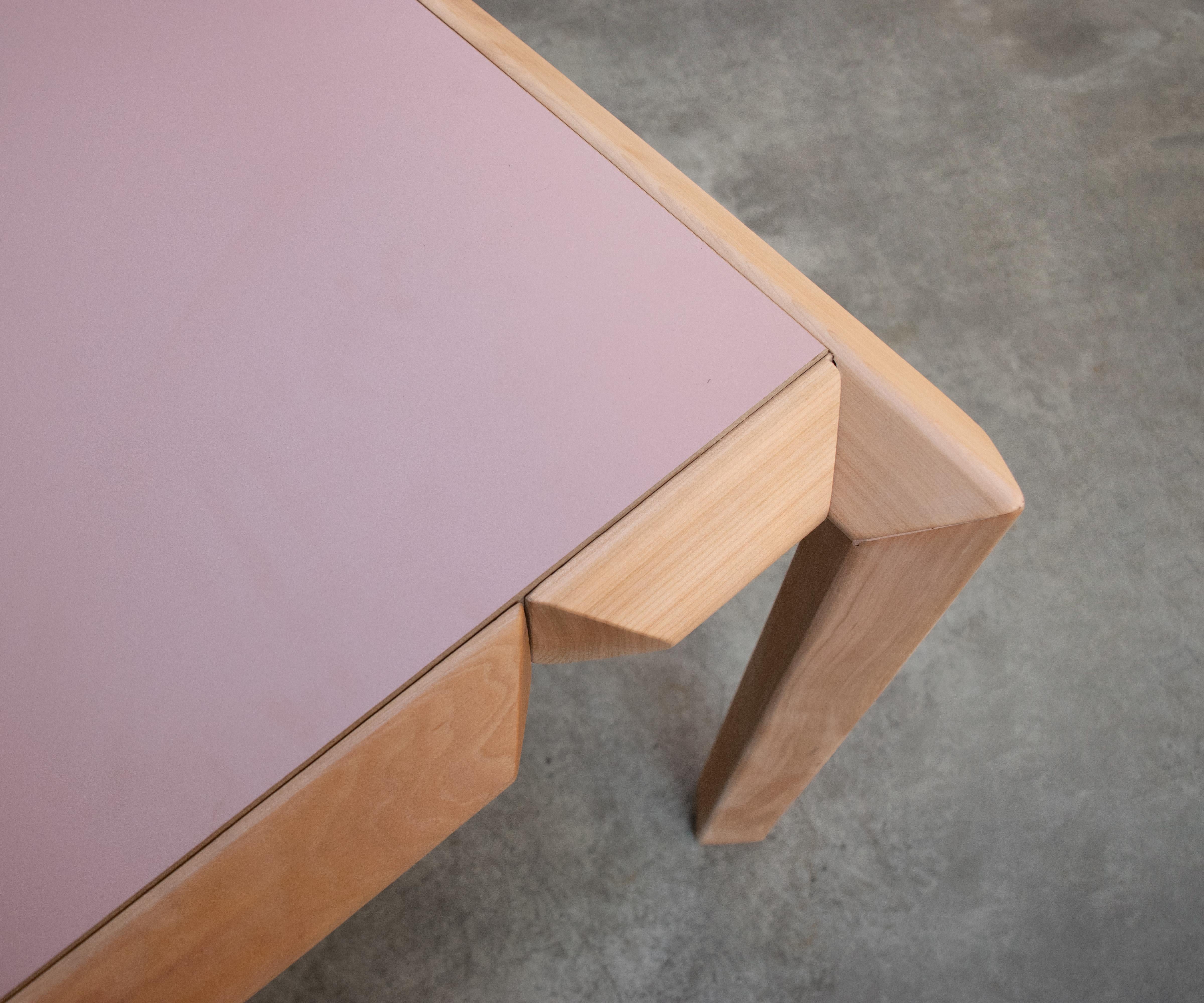 table launchpad For Sale at 1stDibs