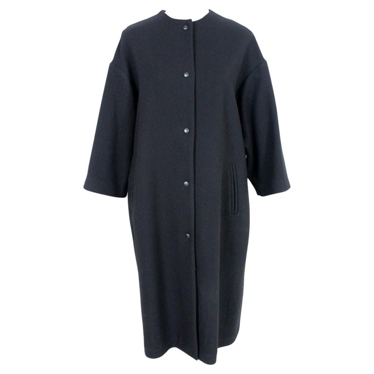 Laura Urbinati Black Wool Classic Coat For Sale at 1stDibs