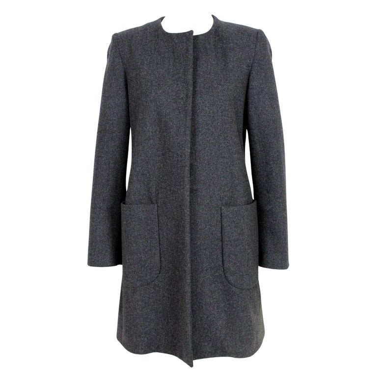 Laura Urbinati Gray Wool Crew Neck Classic Coat For Sale at 1stDibs