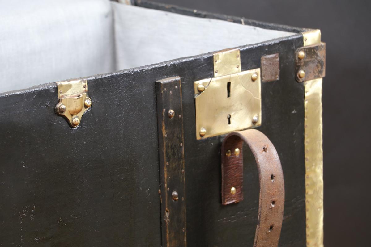 Lavolaille Branded Flat-Topped Trunk at 1stDibs | lavolaille trunk ...