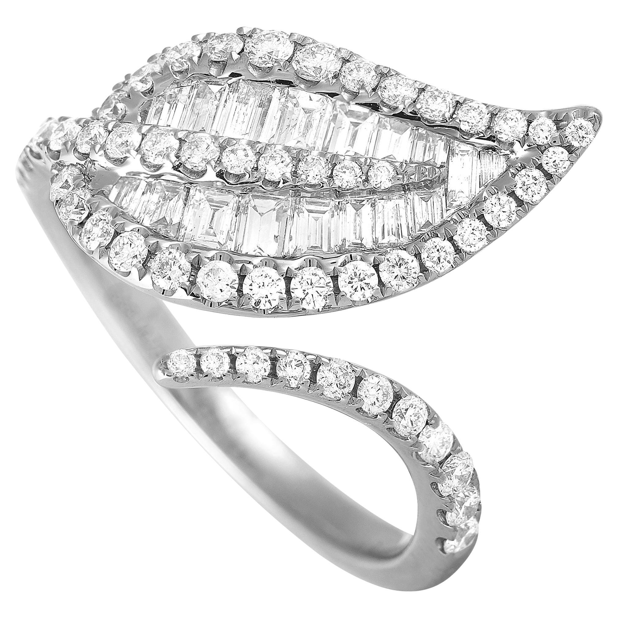 LB Exclusive 18 Karat White Gold Diamond Ring For Sale at 1stDibs