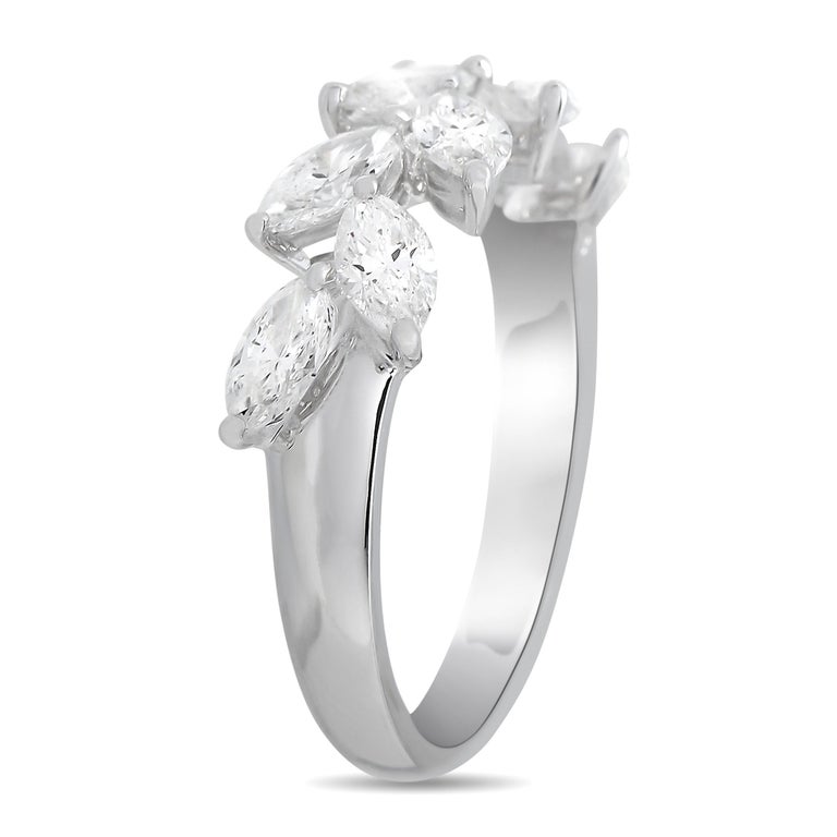 LB Exclusive 18K White Gold 1.88 Ct Diamond Laurel Wreath Ring at 1stDibs
