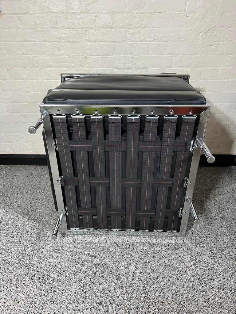 LC2 Club Chairs by Le Corbusier, Jeanneret and Perriand, Soft Black ...