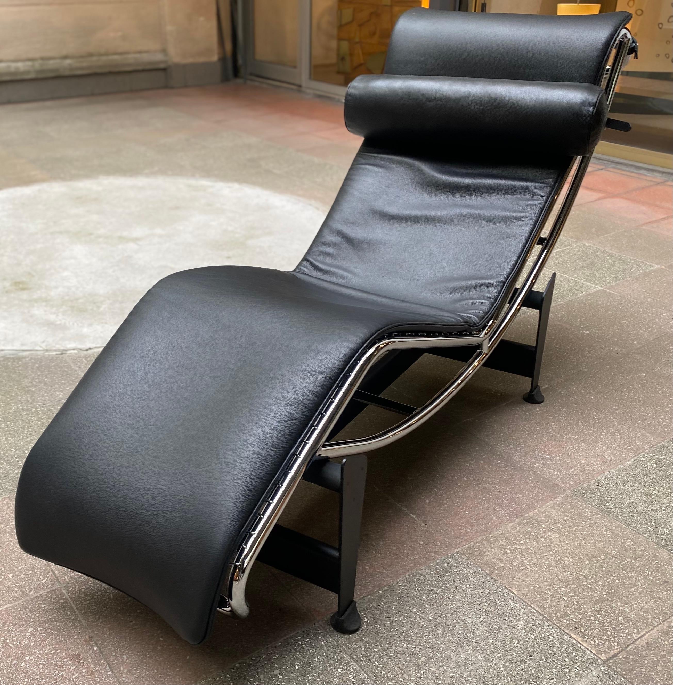 LC4 by Le Corbusier Lounge chair LC4 grained black leather edited by ...