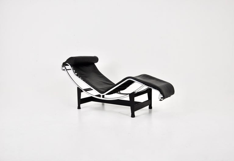 LC4 Lounge Chair by Le Corbusier for Cassina, 1970s For Sale at 1stDibs