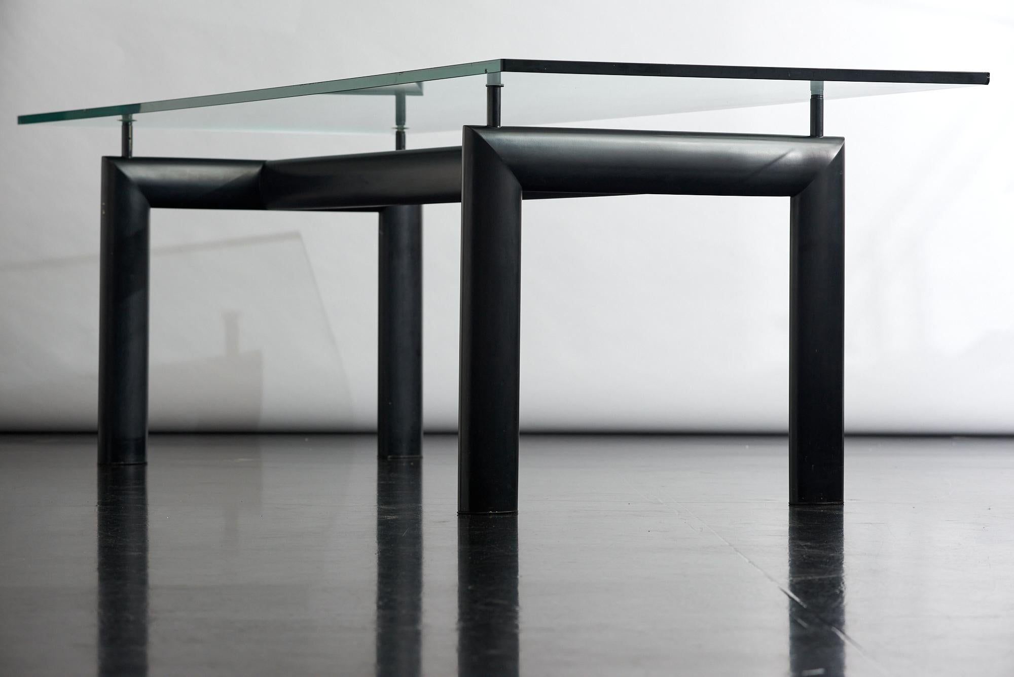 LC6 Table Tube d'avion by Le Corbusier, Charlotte Perriand and Pierre ...