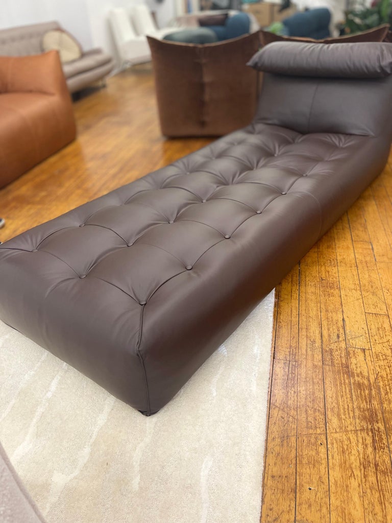 Mario Bellini Le Bambole Daybed 1970s B&B Italia newly upholstered ...
