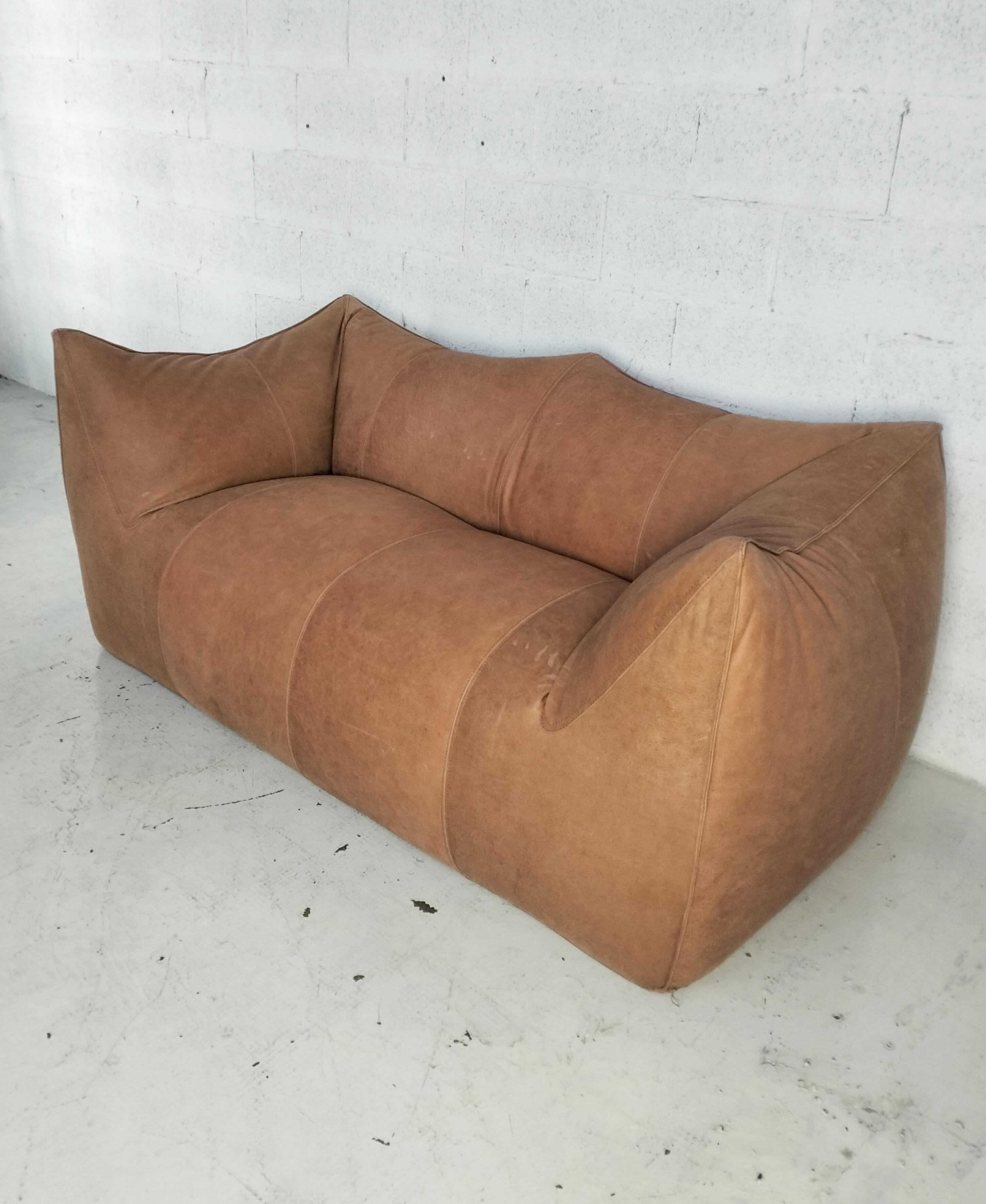 Canapé Le Bambole en cuir naturel de Mario Bellini pour B&B Italia 70s ...