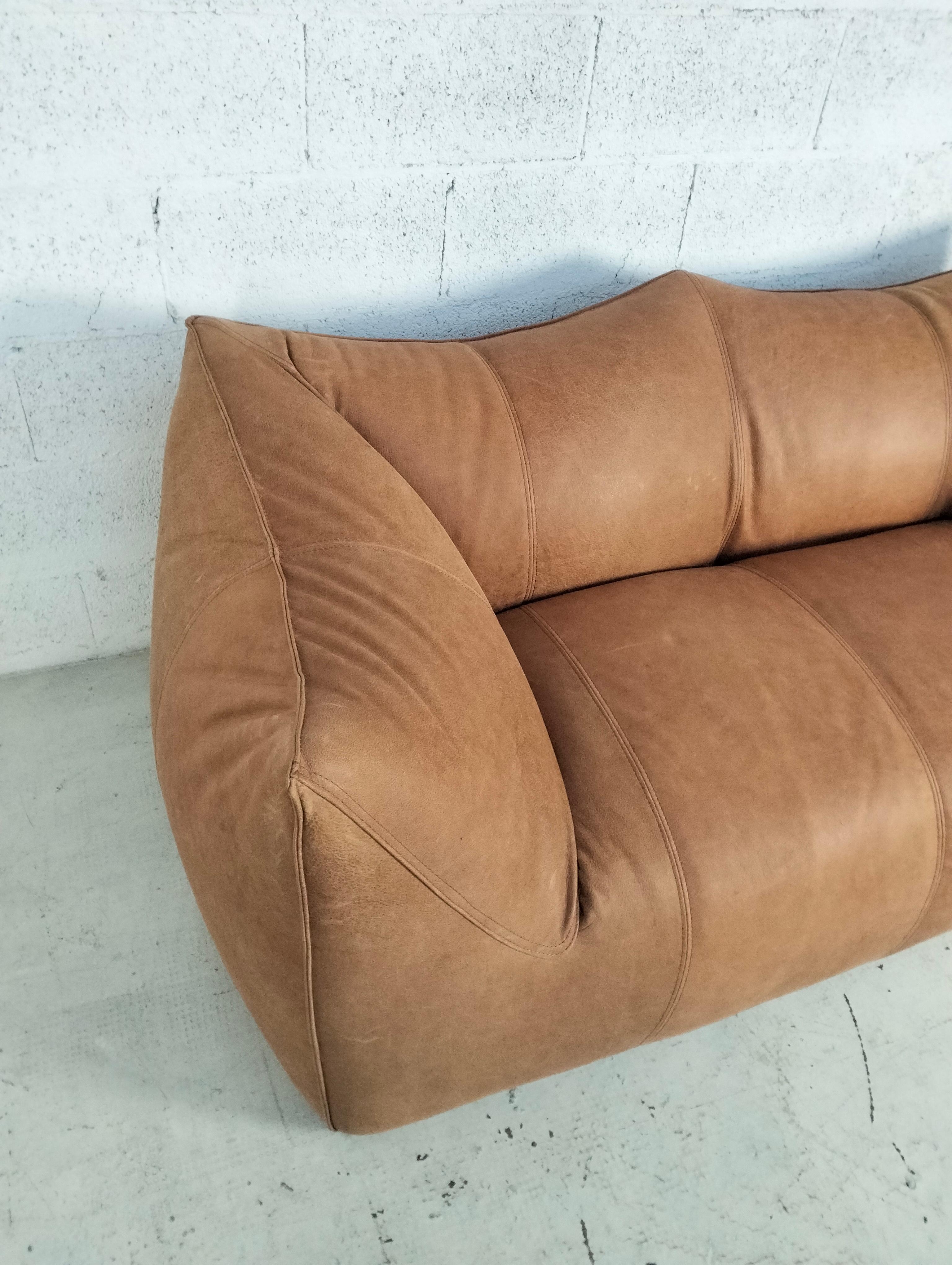 Canapé Le Bambole en cuir naturel de Mario Bellini pour B&B Italia 70s ...