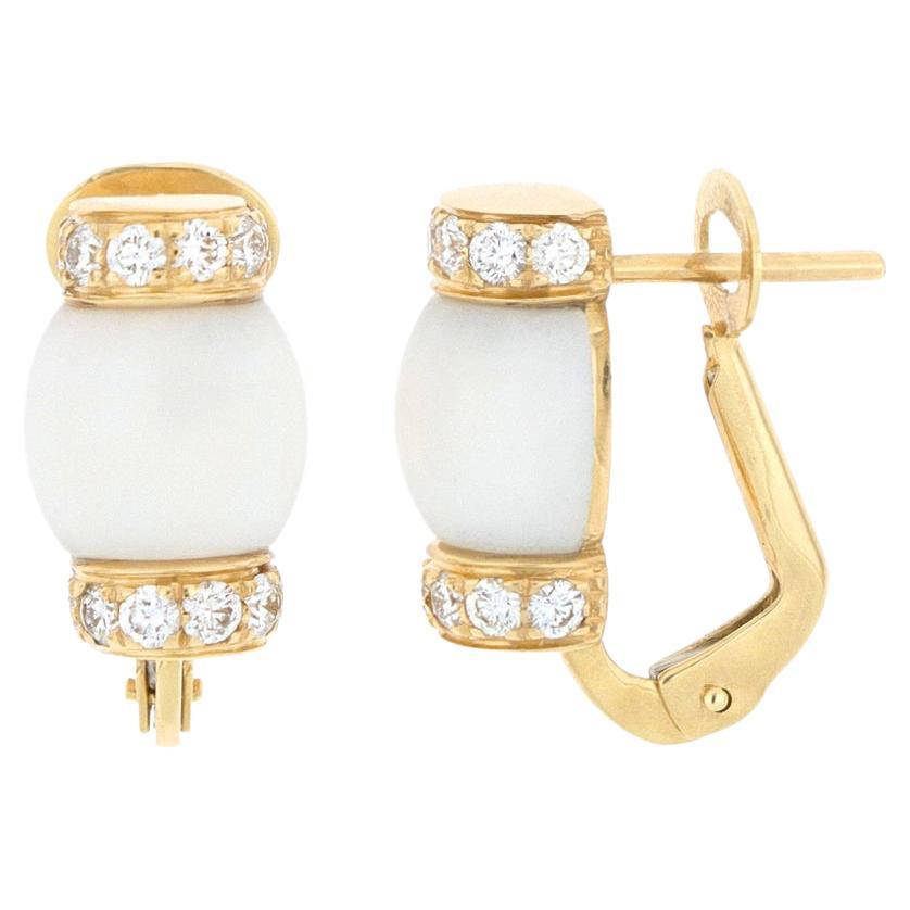 Le Carrousel Lobe Earrings Howlite and Diamonds For Sale at 1stDibs