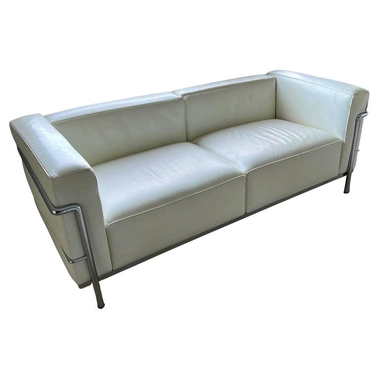 Le Corbusier Cassina Original Sofa Cassina LC2 For Sale at 1stDibs