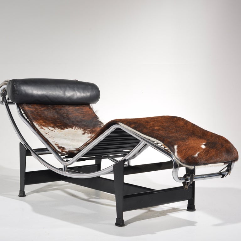 Le Corbusier LC4 Chaise Lounge for Cassina at 1stDibs