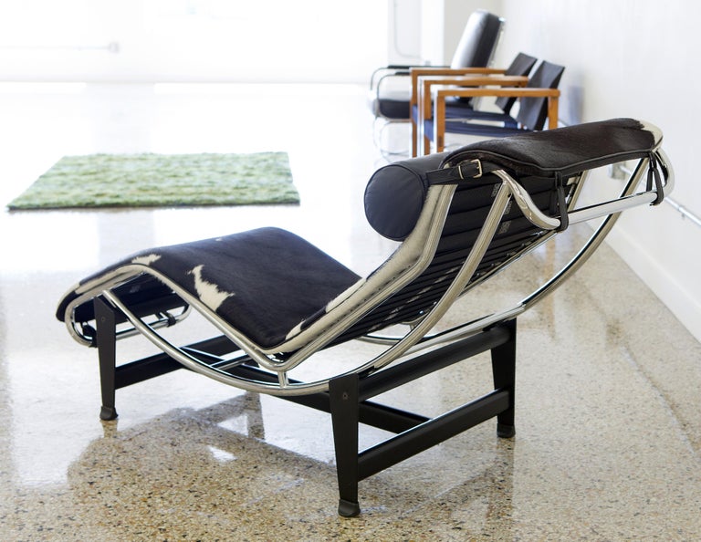 Le Corbusier LC4 Chaise with Chrome Frame, Natural Hide by Gordon ...