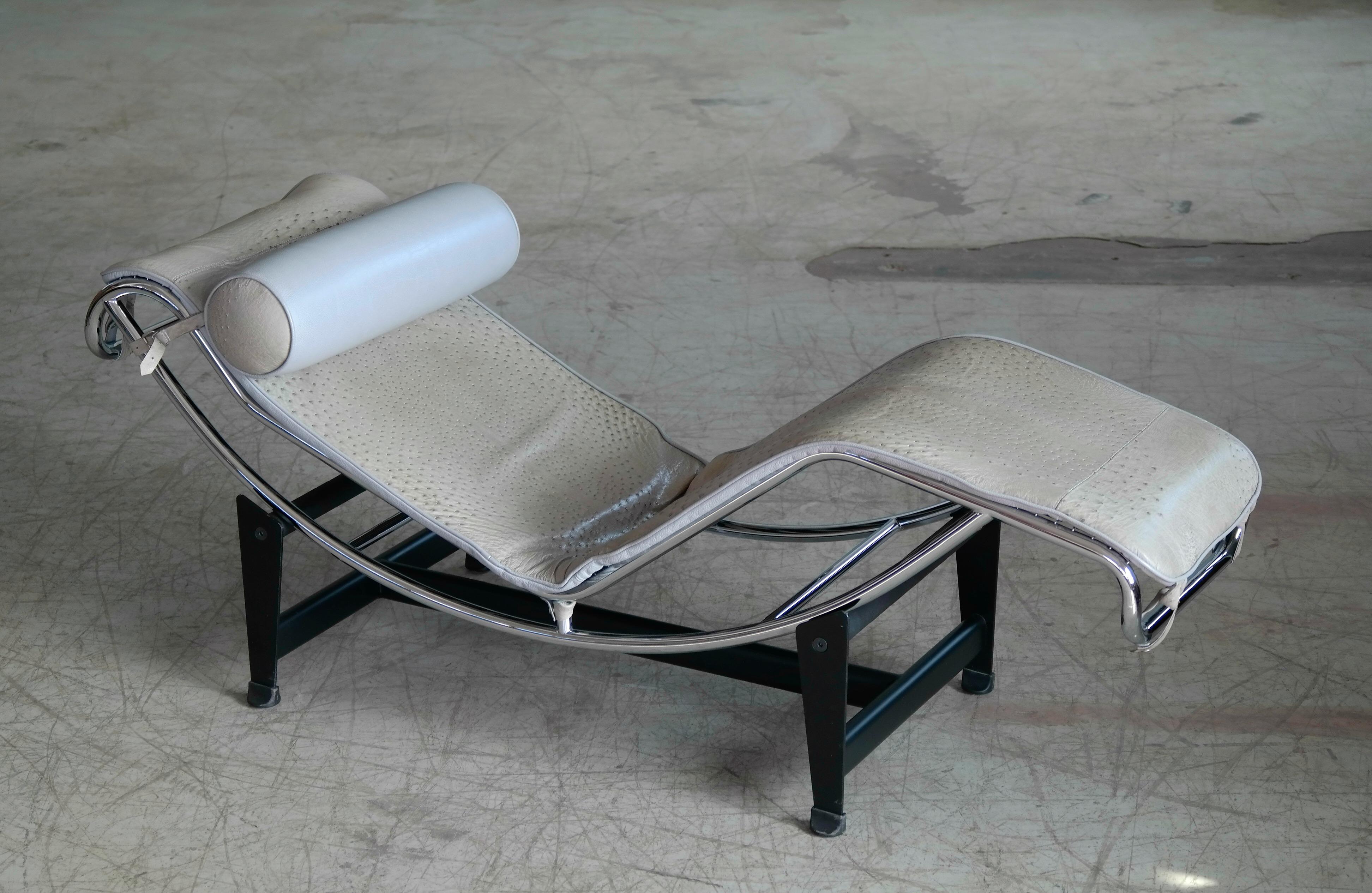 Le Corbusier LC4 Style Chaise in Gray Ostrich Leather at 1stDibs