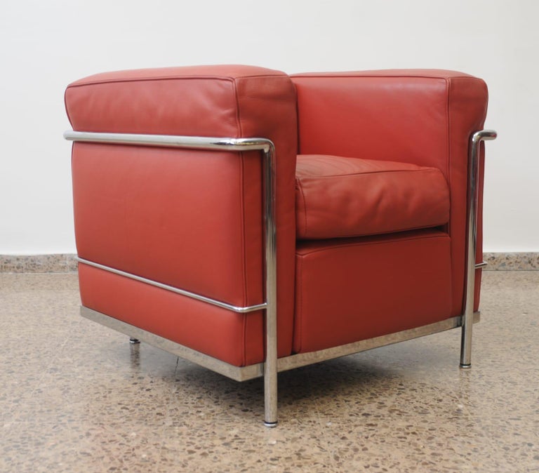 Le Corbusier Model LC2 Vintage Lounge Chair for Cassina For Sale at 1stDibs