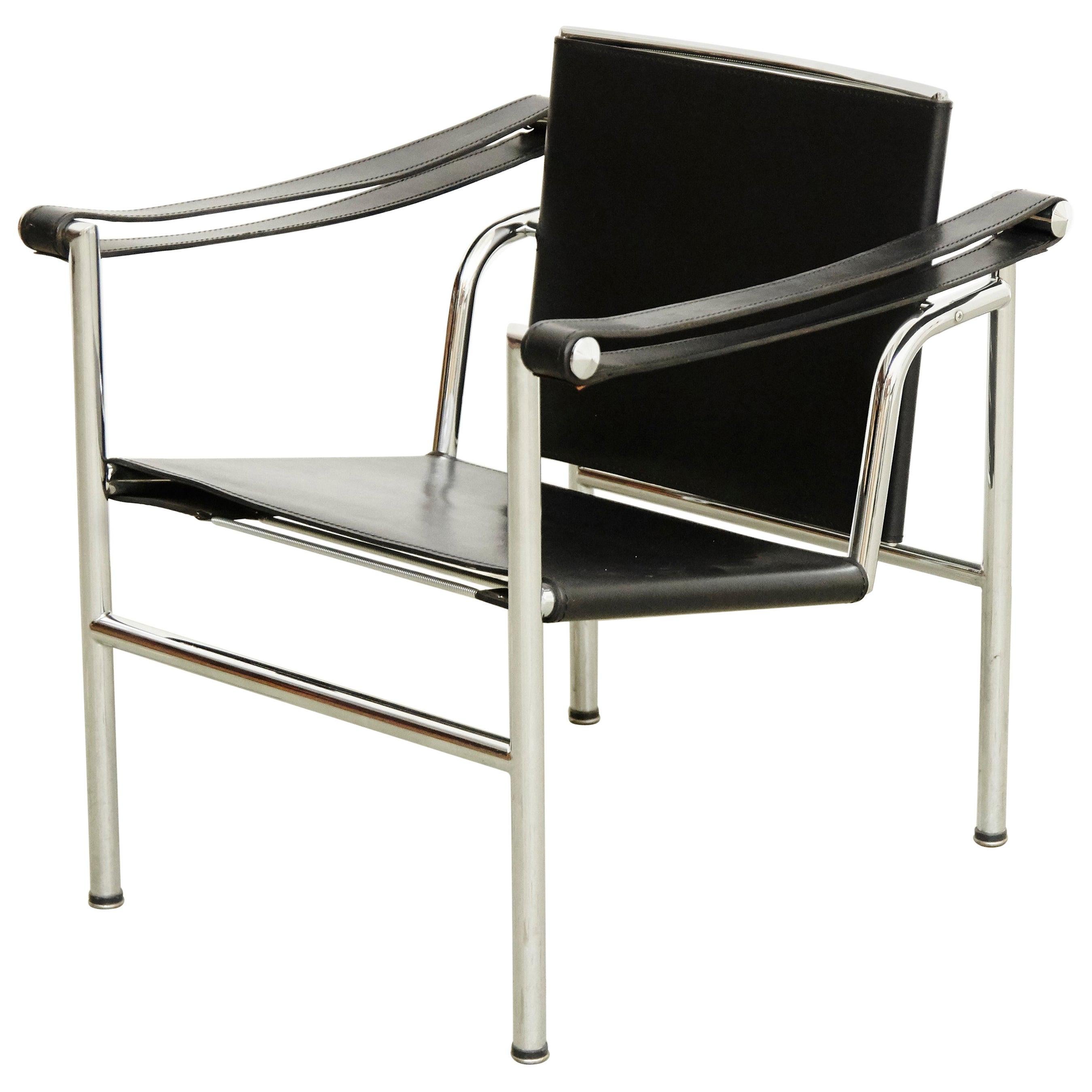 Le Corbusier Furniture: Chairs, Sofas, Tables & More - 105 For Sale at ...
