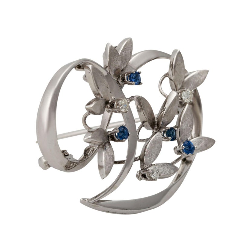 Leaf Brooch with 3 Diamonds For Sale at 1stDibs