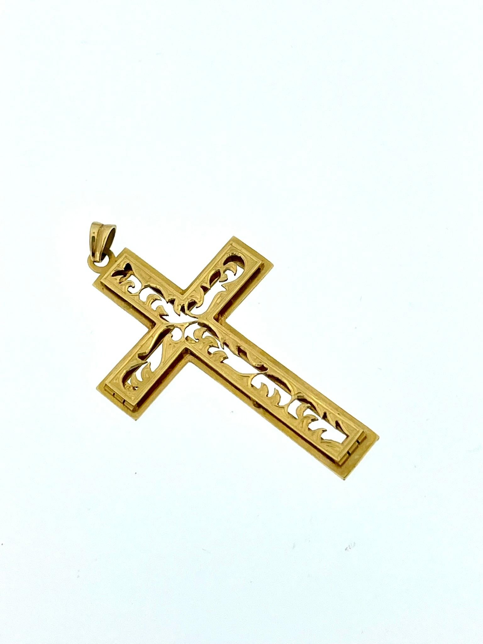 Leaf Motifs 18kt Yellow Gold Italian Cross at 1stDibs