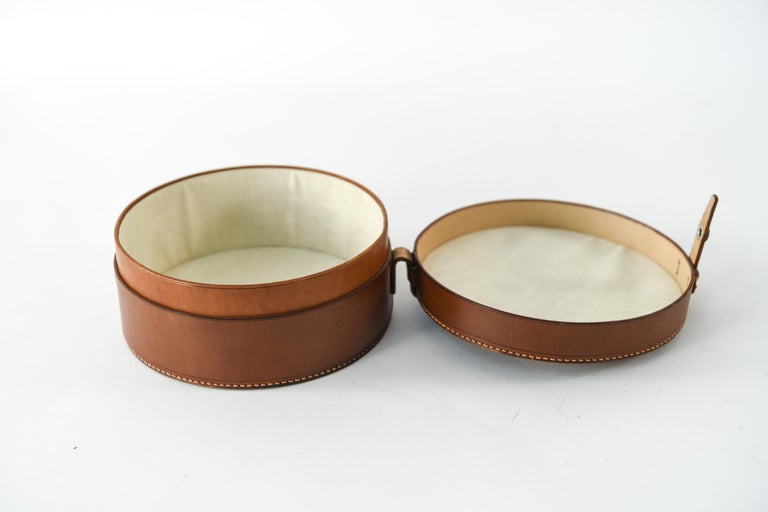 Leather Collar Box For Sale at 1stDibs