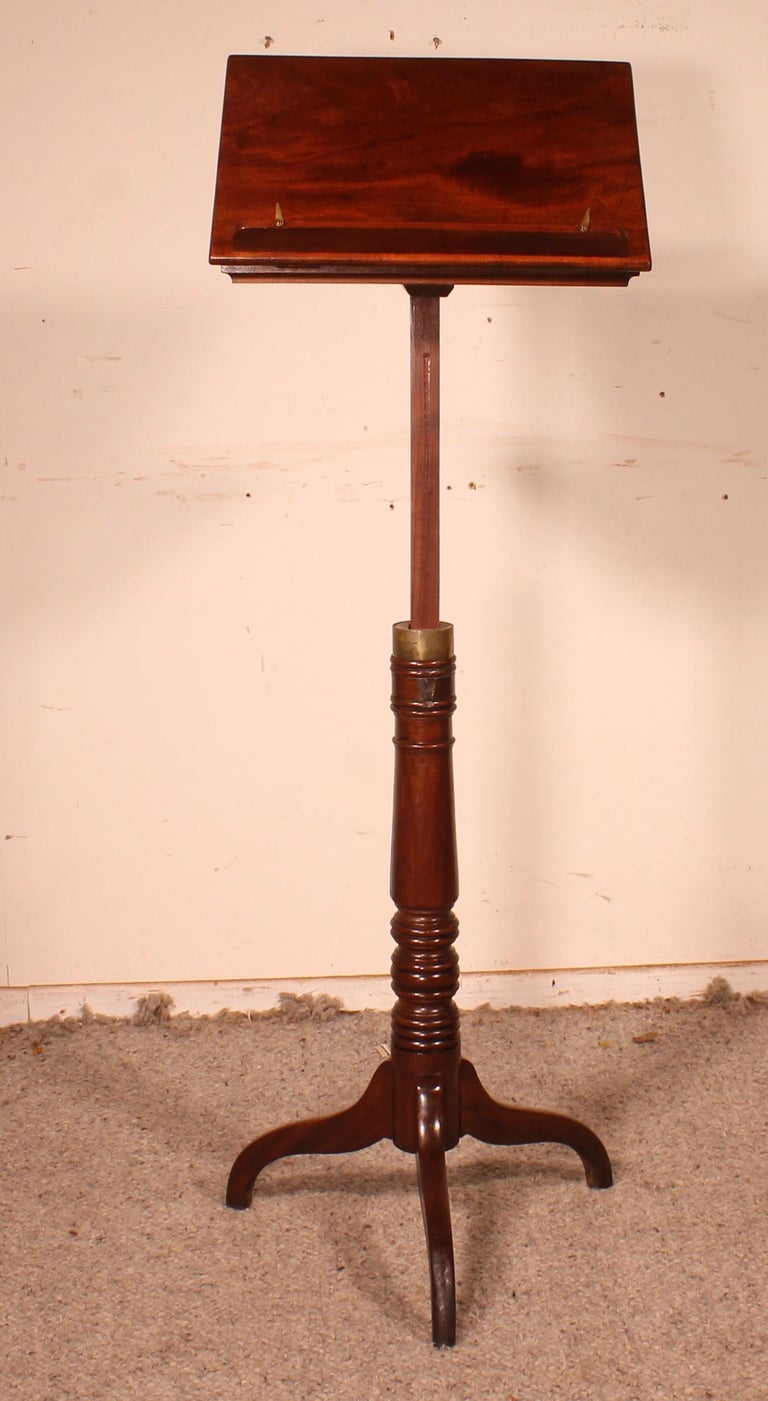 Lectern in Mahogany, 19 ° Century For Sale at 1stDibs