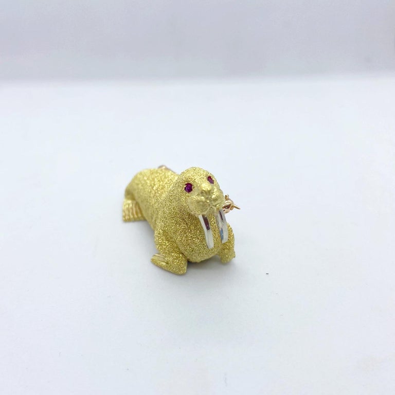 Lederman 18 Karat Yellow Gold Walrus Brooch with Ruby Eyes For Sale at ...