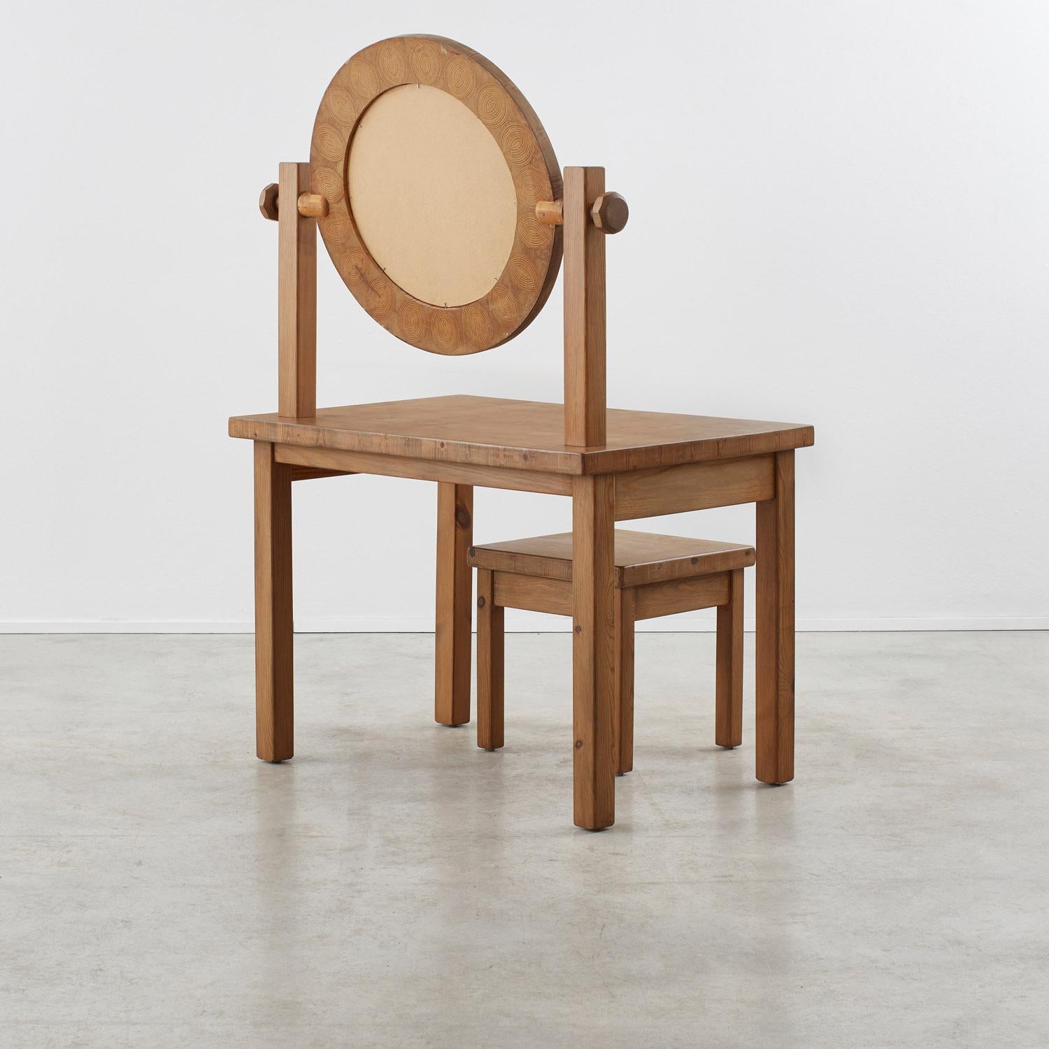 Pine dressing table and stool store