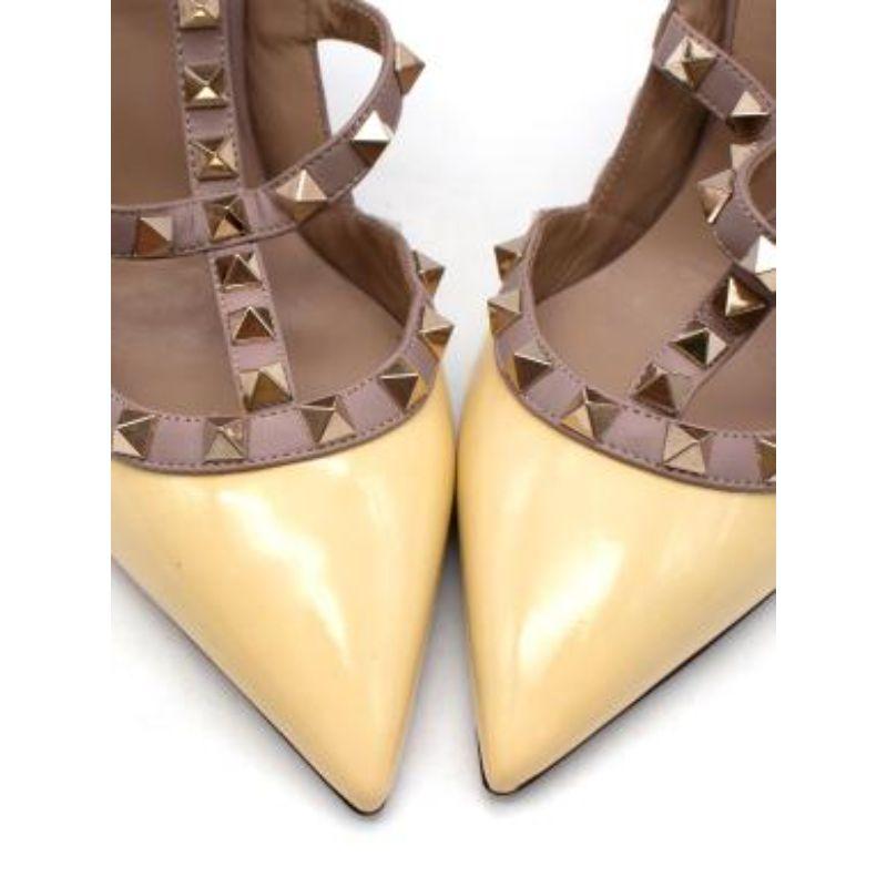 Lemon/Poudre Cage Rockstud Sandals For Sale at 1stDibs