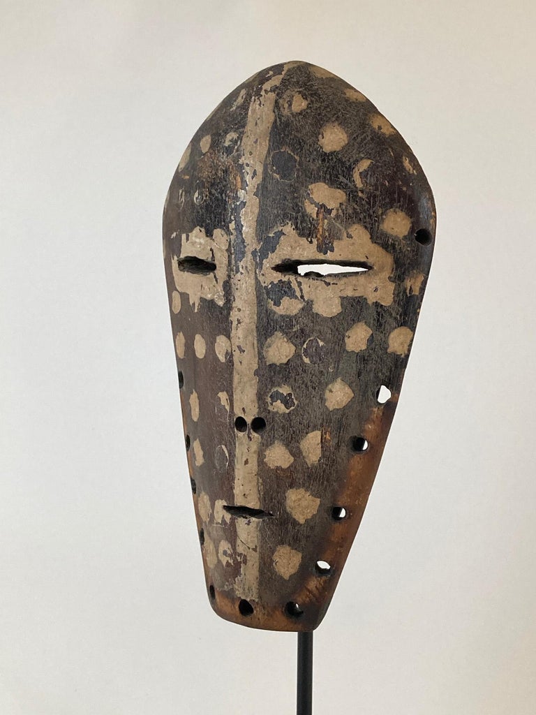Lengola Mask, Africa For Sale at 1stDibs