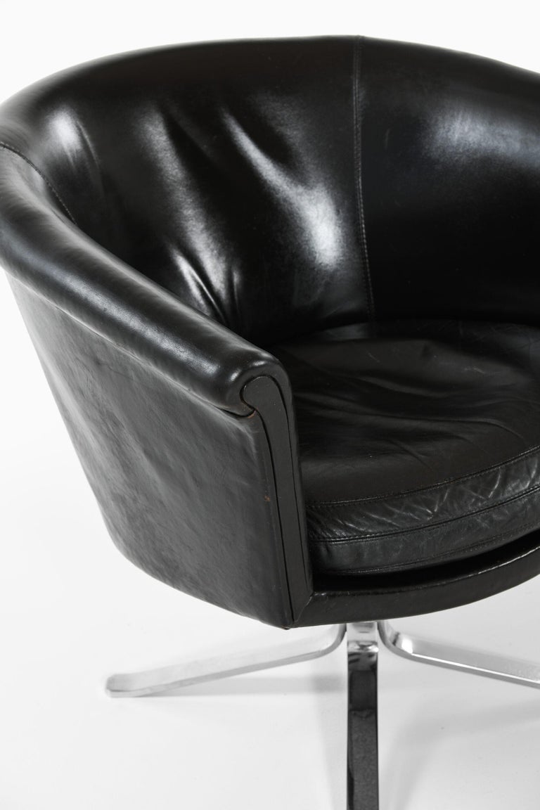 Lennart Bender Easy Chairs Produced in Sweden For Sale at 1stDibs