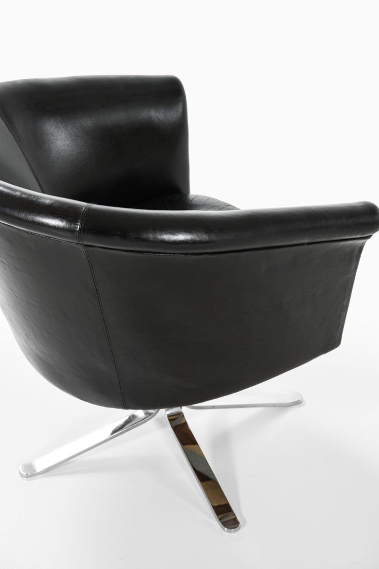Lennart Bender Easy Chairs Produced in Sweden For Sale at 1stDibs