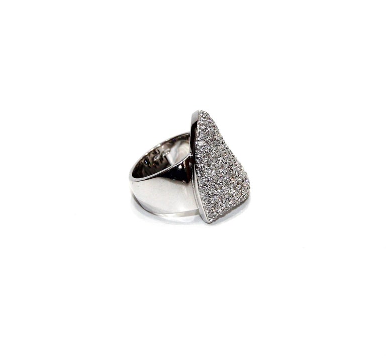 Leo Pizzo Heart Shaped Diamond Ring For Sale at 1stDibs