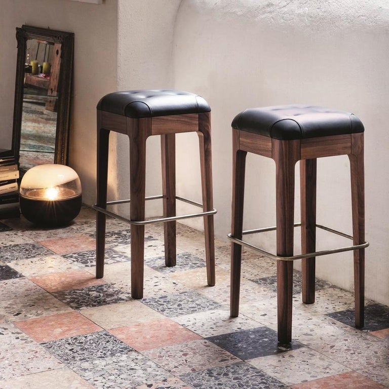 Leon Bar Stool For Sale at 1stDibs
