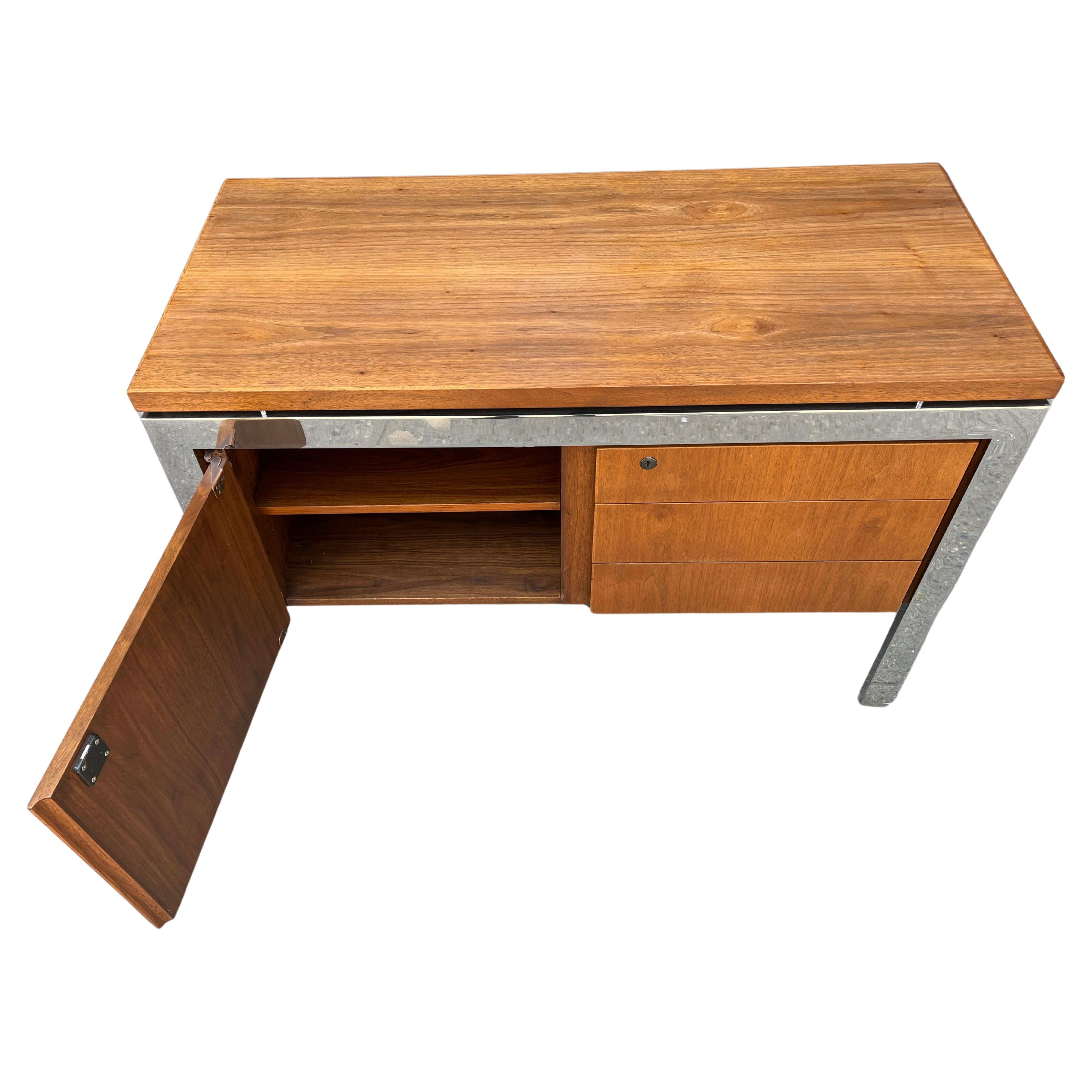 Leon Rosen for Pace Collection Chrome and Wood Credenza For Sale at 1stDibs