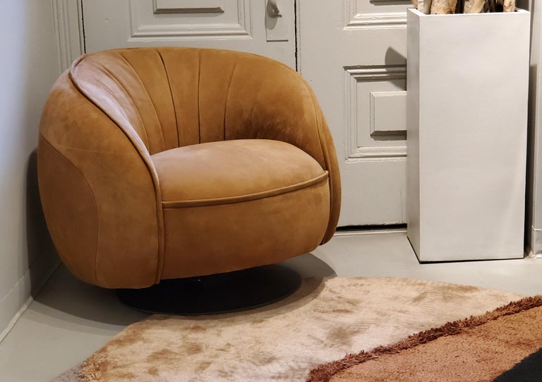 Leon Swivel Armchair by Draga and Aurel for Baxter For Sale at 1stDibs